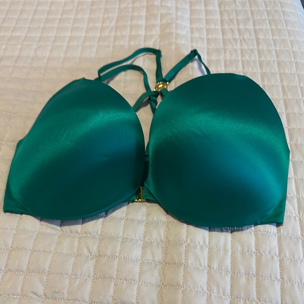 Victoria's Secret Emerald Green Satin Bra Size 34dd - Gem